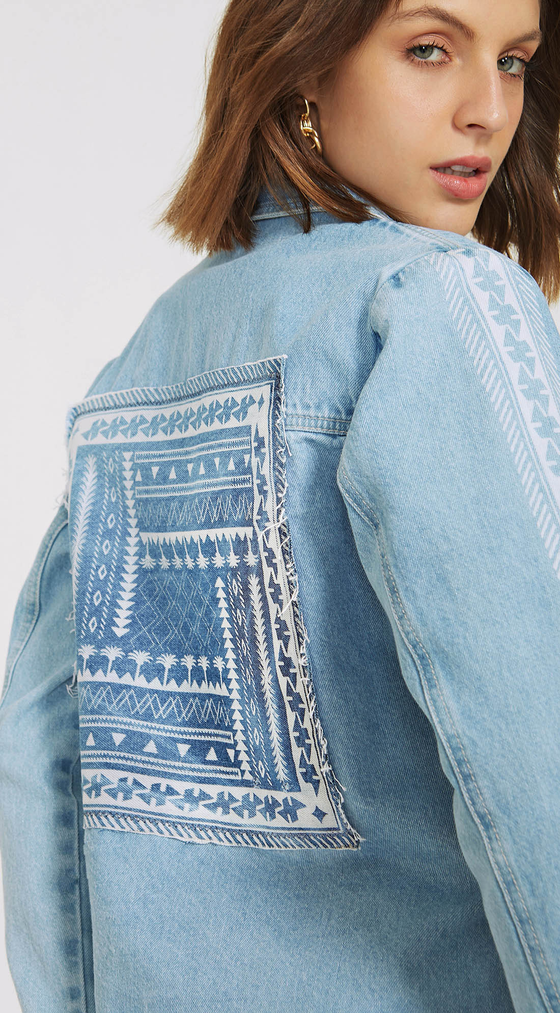 SHREDDED DENIM JACKET